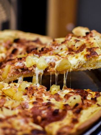 Home - Armors Ale House & Pizzeria